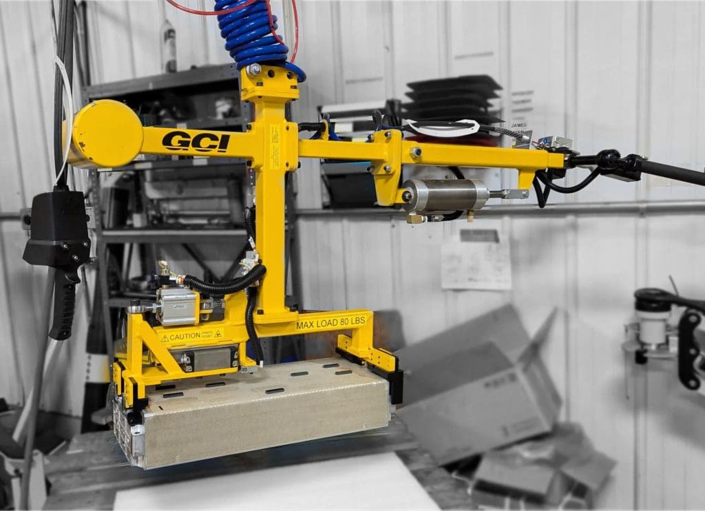 Hoist-Mounted Battery Handling Manipulator - GCI